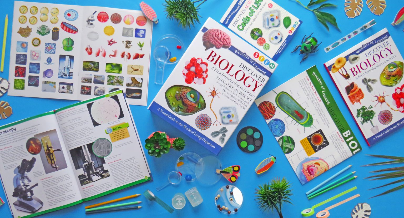 Wonders of Learning Box Set – Discover Biology – Headstart